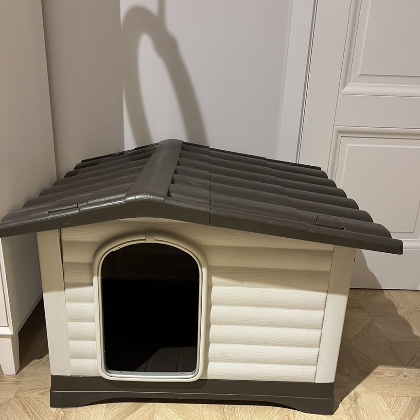 Будка пластиковая Ferplast Dogvilla 90