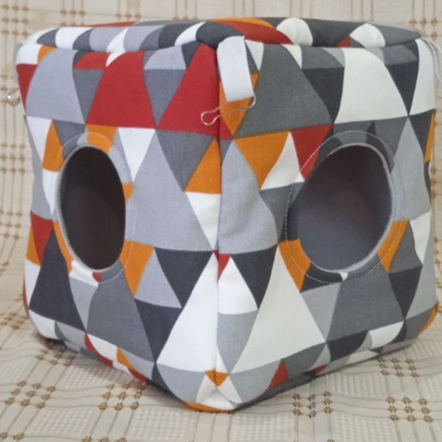 Домик для грызунов с двумя входами