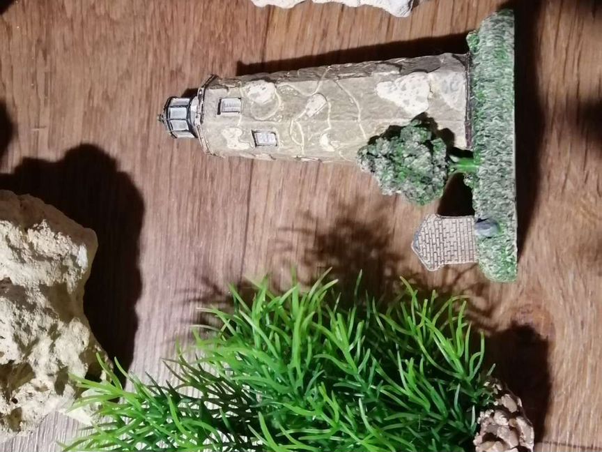 Растения,сачок,лягушка,ракушки,замок в аквариум