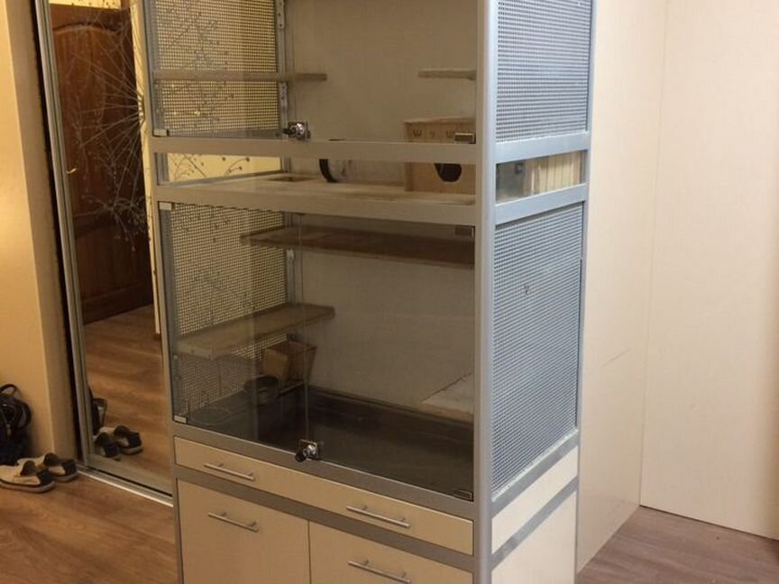 Клетка -витрина для шиншилл - дегу, грызунов