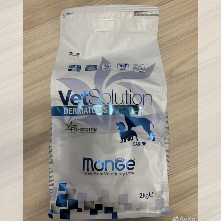Корм для собак Monge dermatosis