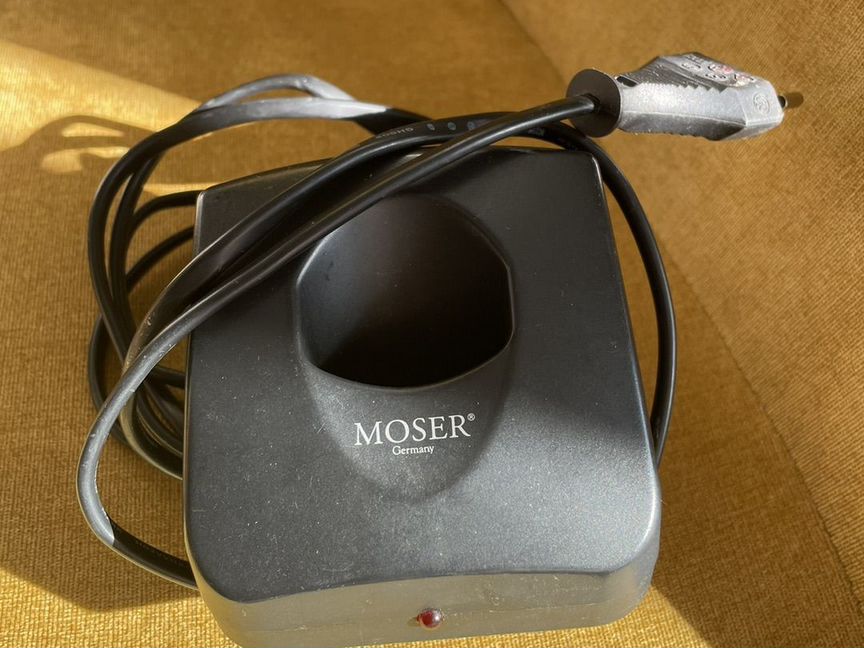 Зарядная подставка, Euro, 230в, Moser