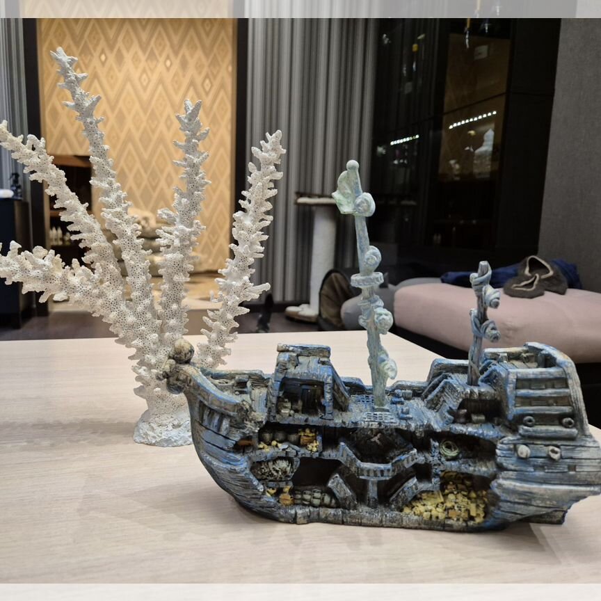 Декорации для аквариума (корабль и коралл)