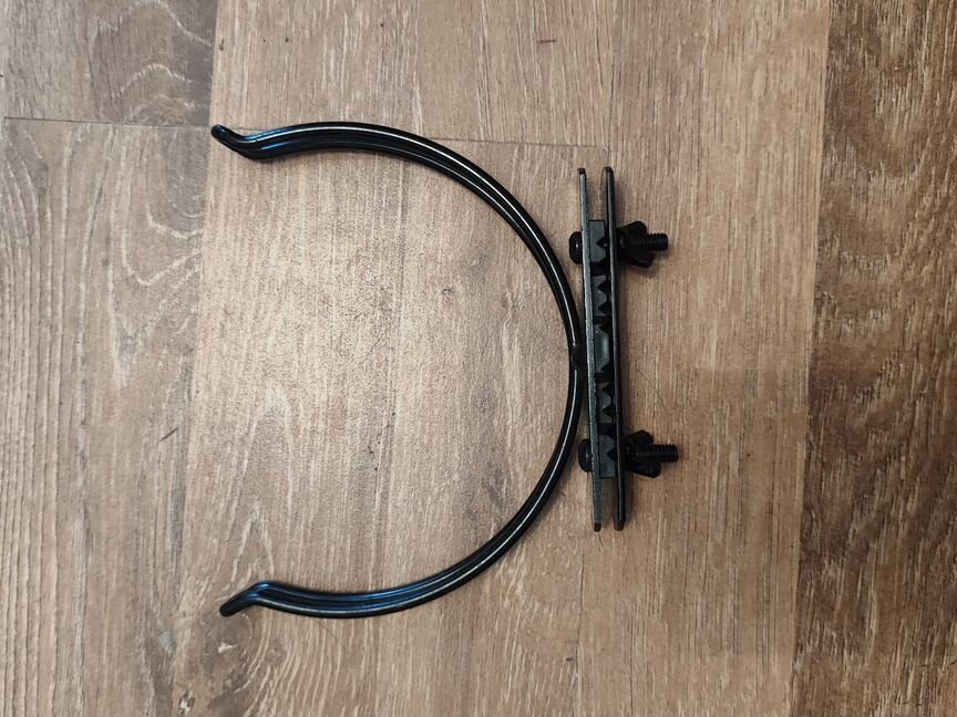 Держатель Mld West для миски в клетку