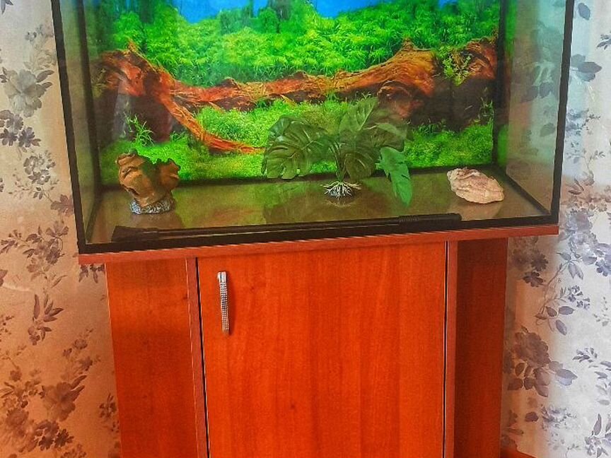 Аквариум 140 литров с тумбой