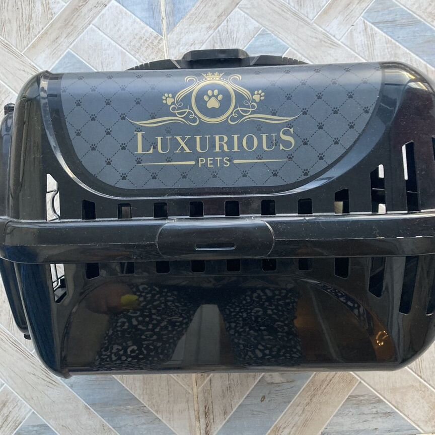 Переноска для средних собак