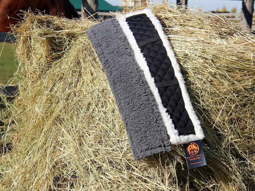 Меховушка на подпругу (овечья шерсть)