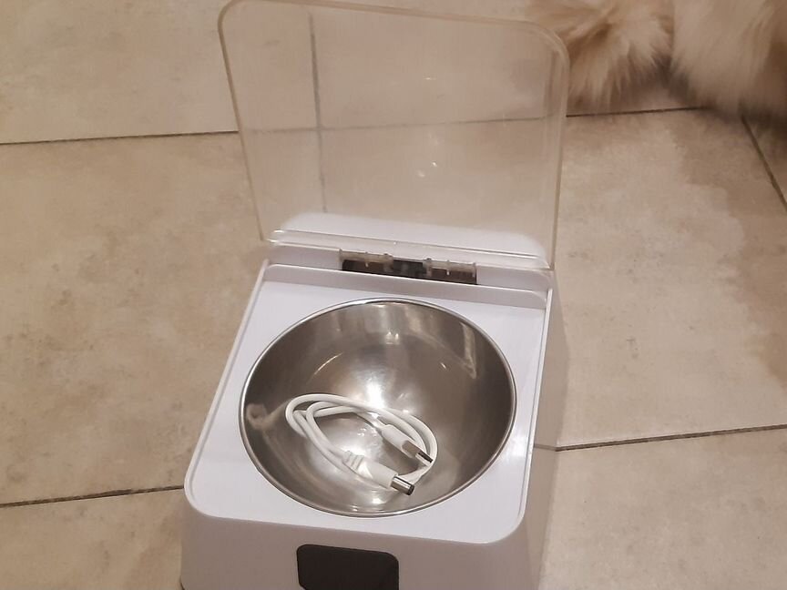 Продам Автокормушку Healthy bowl