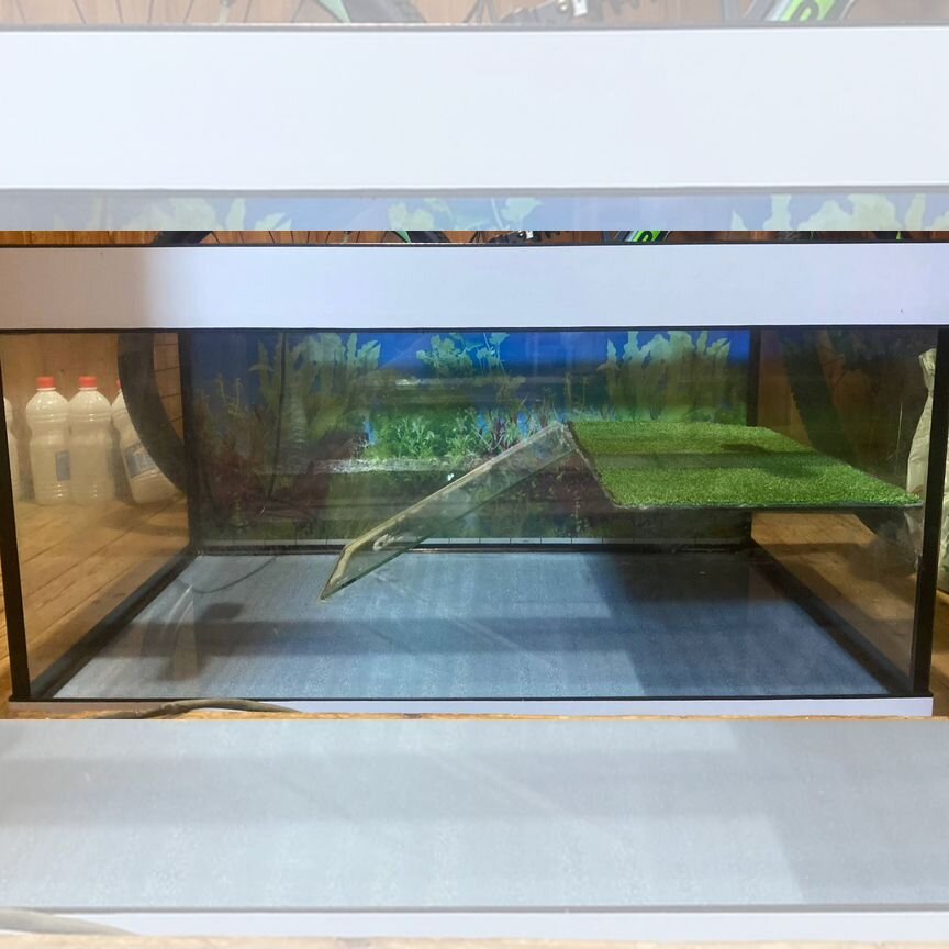 Аквариум-террариум для черепах и рептилией