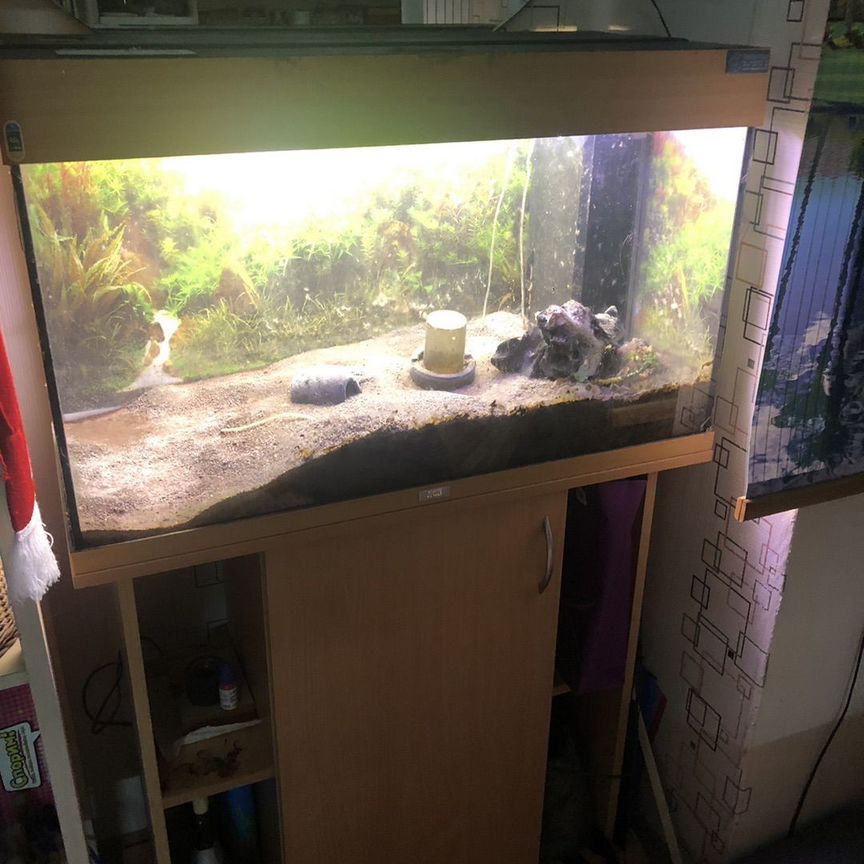 Аквариум с тумбой 126 литров