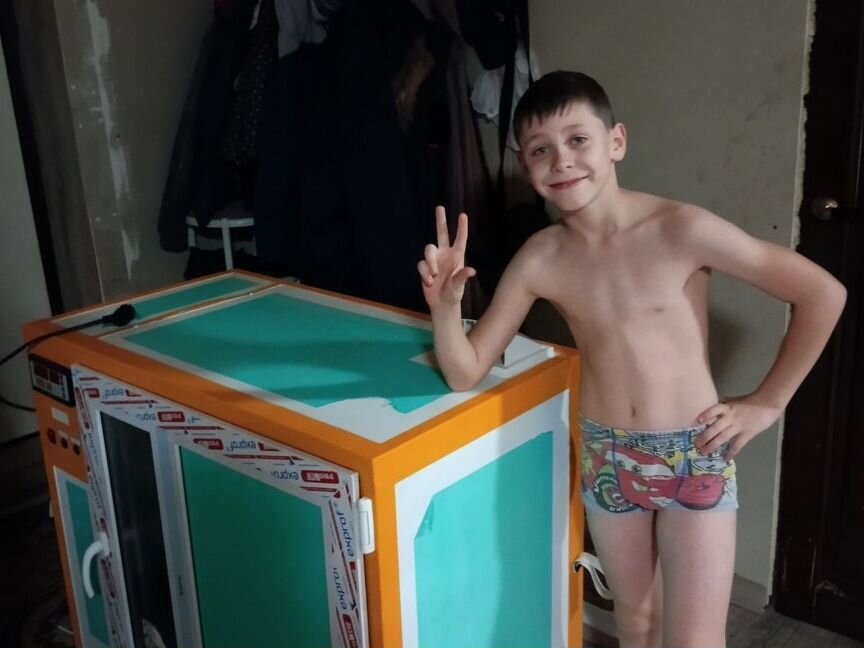 Инкубатор Уфи-Барс 440