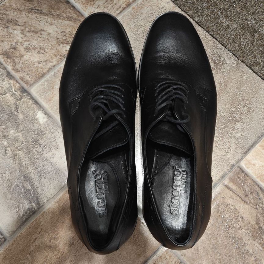 Мужские туфли