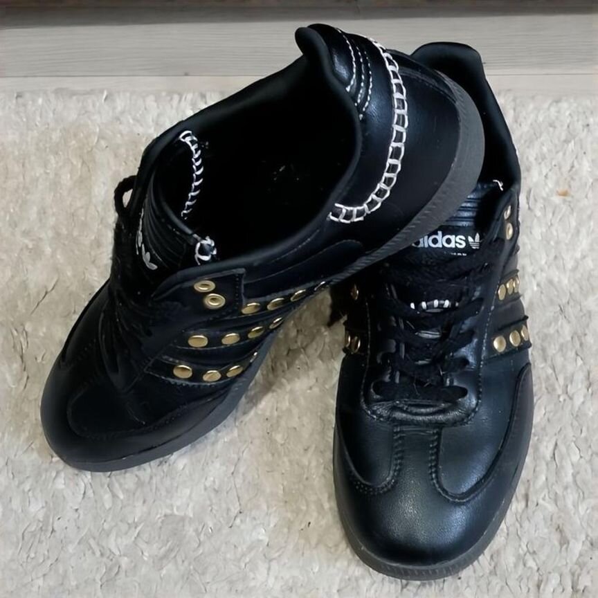 Кроссовки женские adidas 40 размер