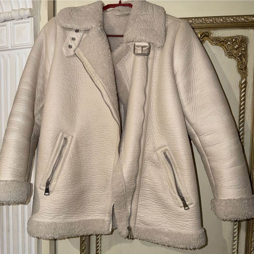 Дубленка женская zolla бежевая