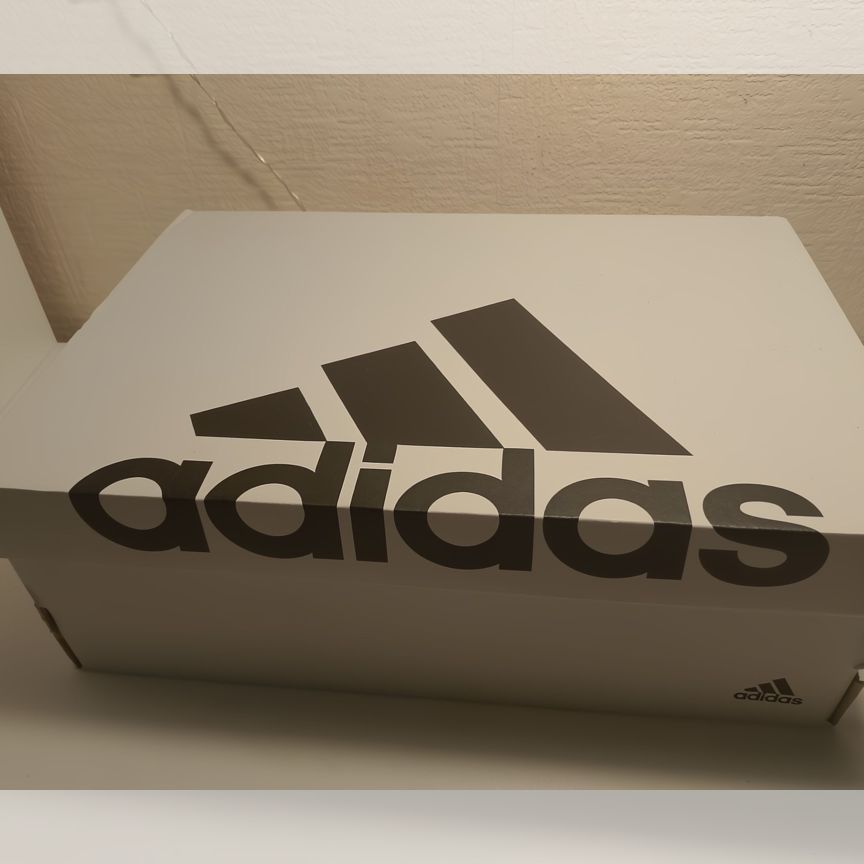 Кроссовки женские adidas