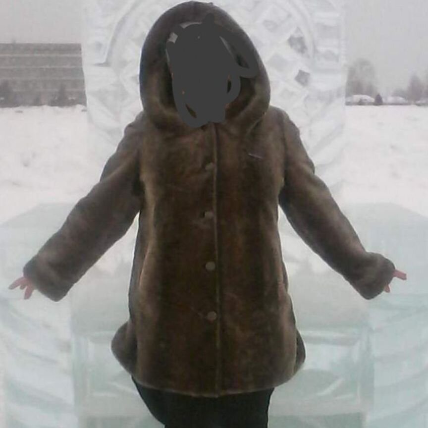 Шуба мутоновая 52 54 с капюшоном