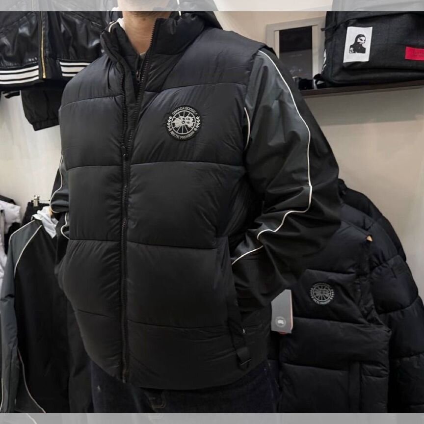 Жилетка Canada Goose