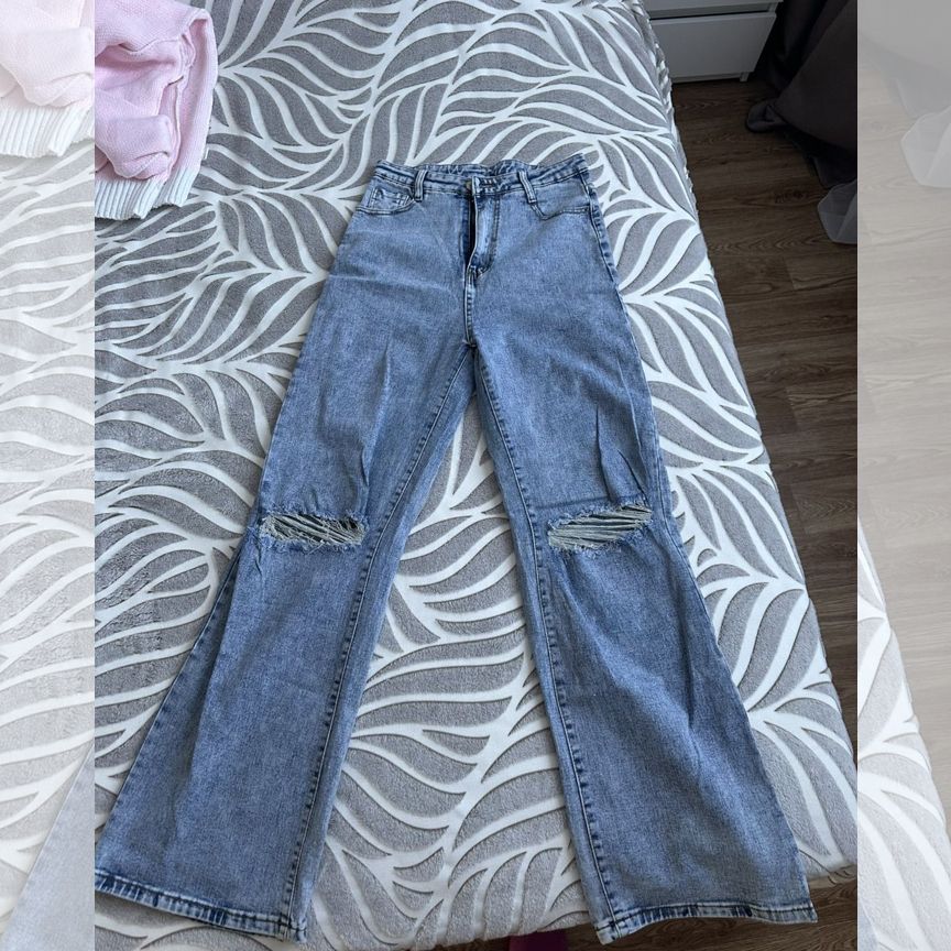 Джинсы клеш