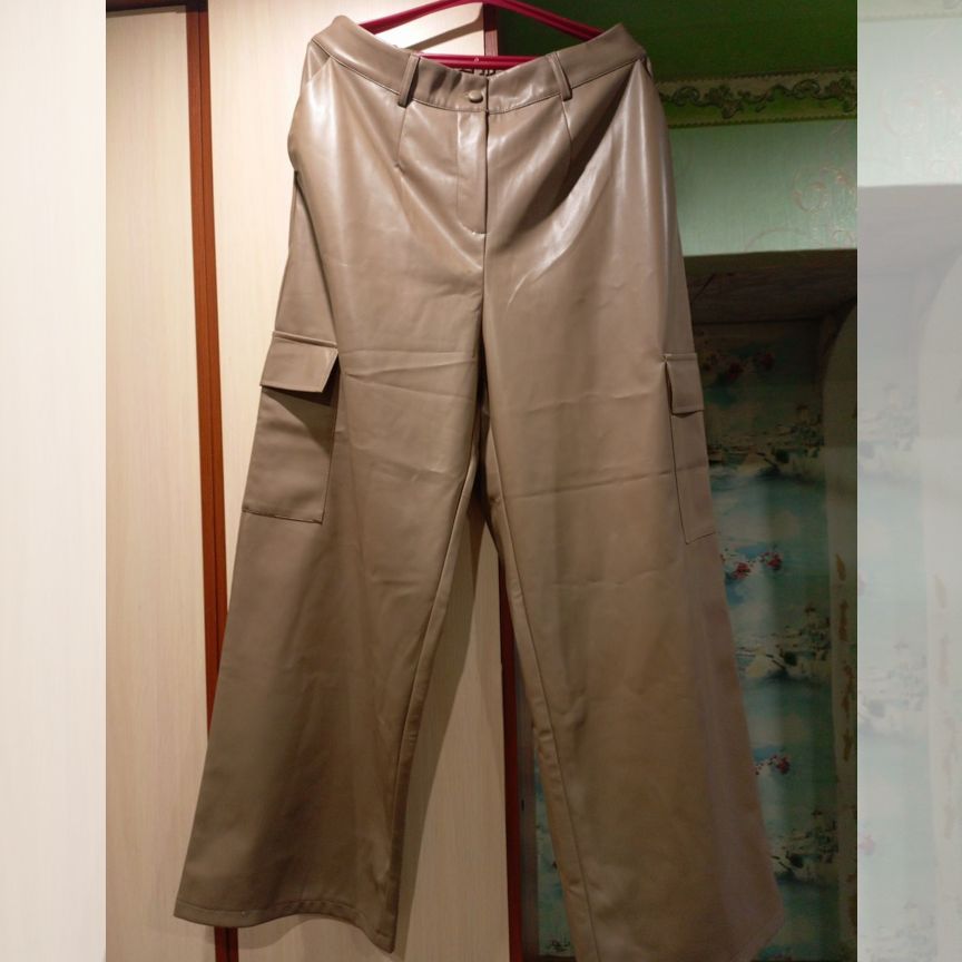 Штаны из эко кожи 56-58 р