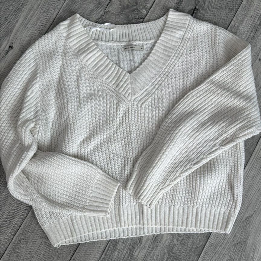 Свитер женский