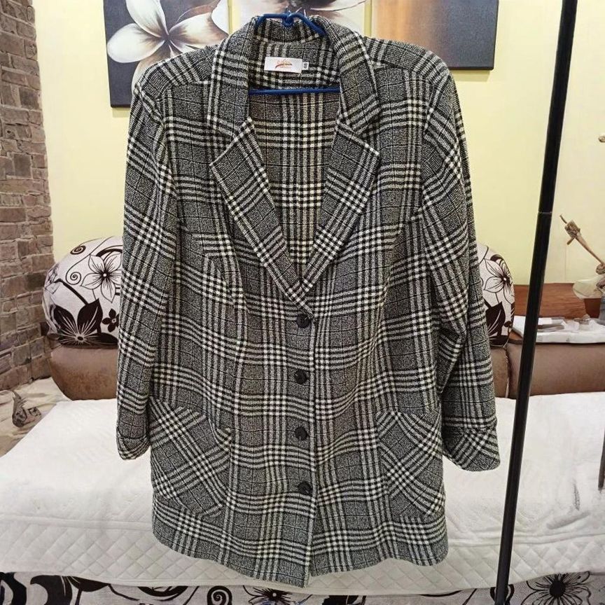 Пиджак женский 56р