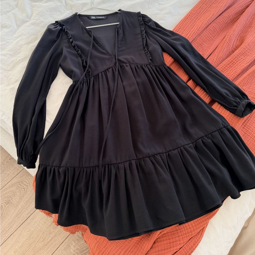 Платье Zara xs