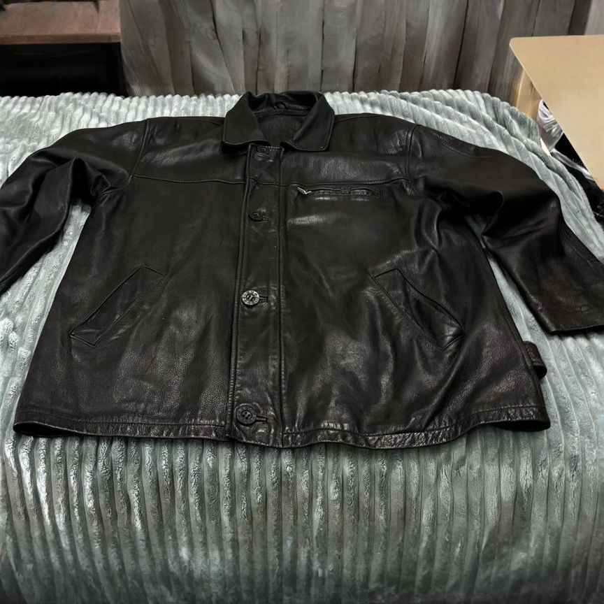 Кожаная куртка