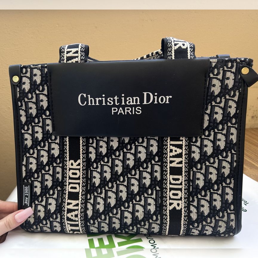 Сумка christian dior