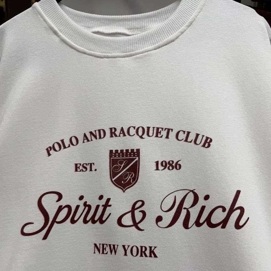 Спортивный костюм женский