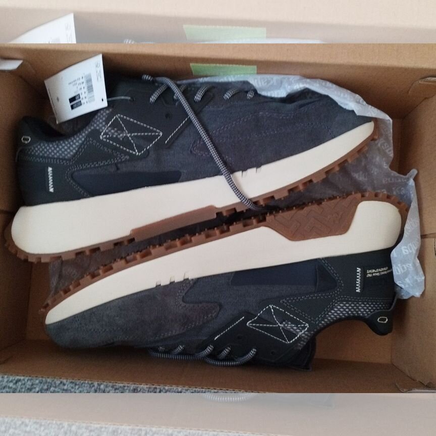 Кроссовки мужские карра 44 размер