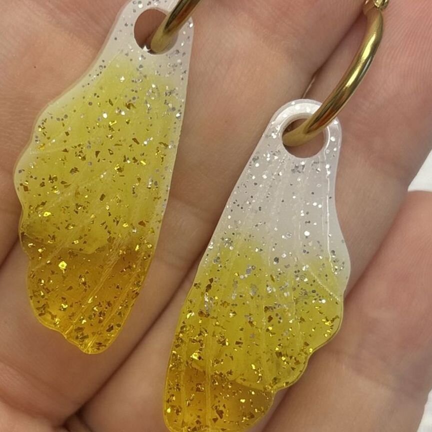 Аксессуары ручной работы (брошь, браслет, колье)